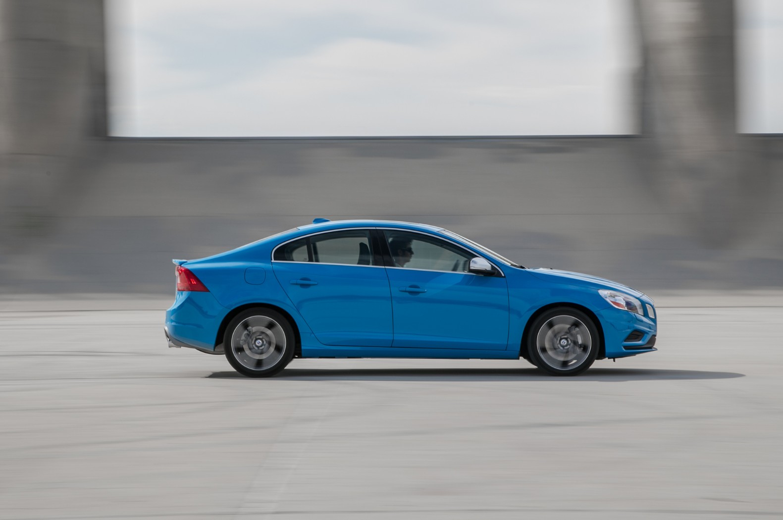 Before the Test Drive Thoughts on the Blue Volvo S60 R Design