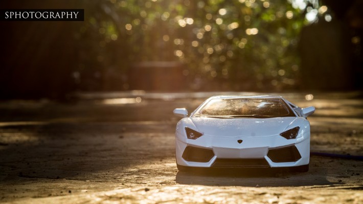 Scale Model Car Photography: Insight