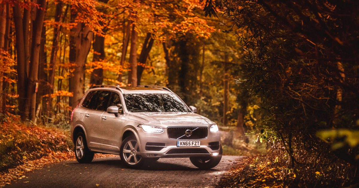 Volvo XC90 D5 AWD Momentum 2015 Review - Super Intelligent SUV