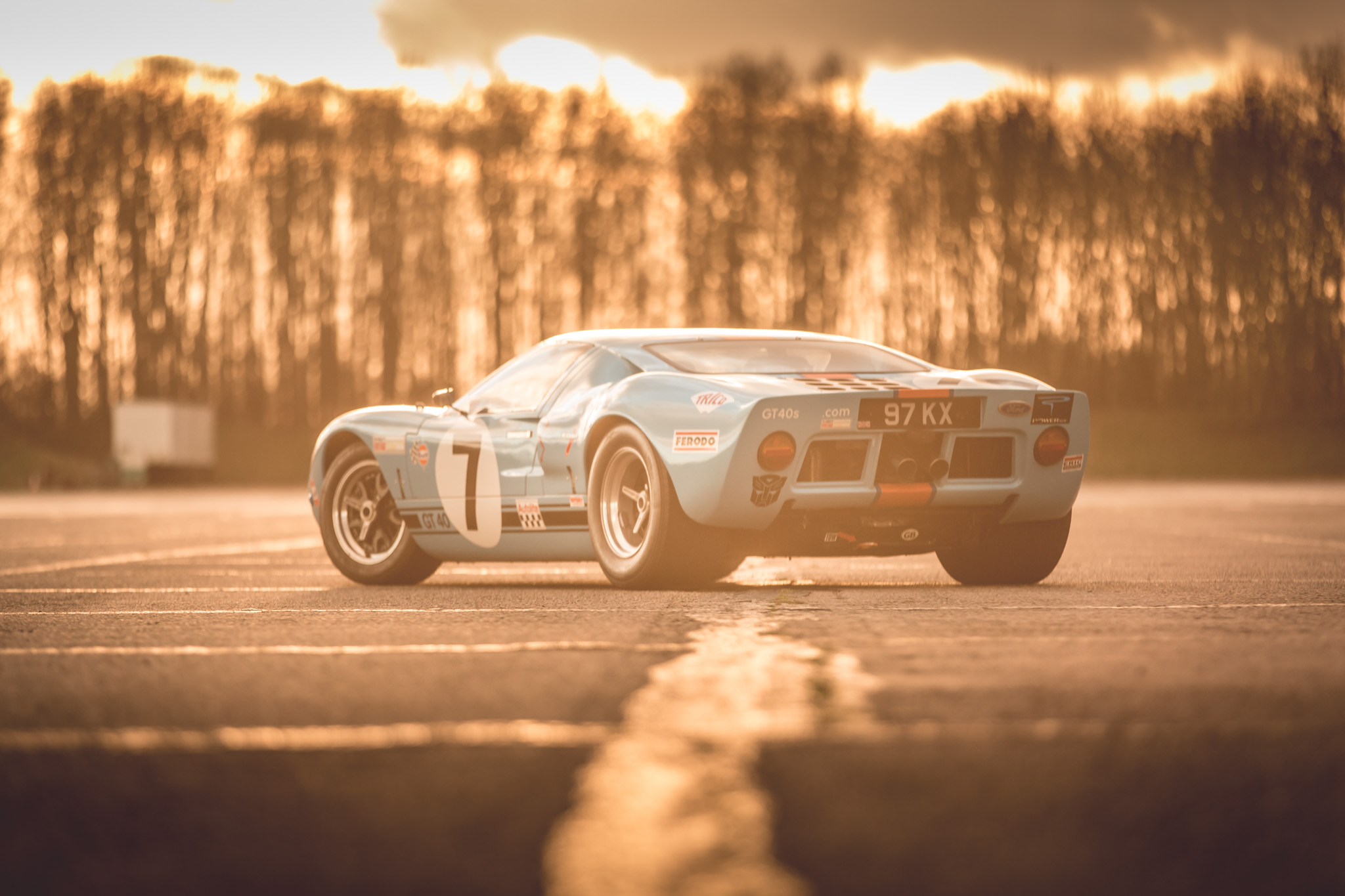 The Sound Of Le Mans - Incredible Ford GT40 Shoot