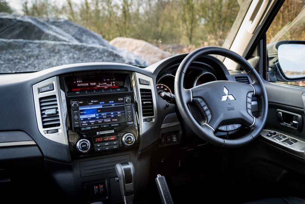 Mitsubishi Shogun LWB SG4 Review