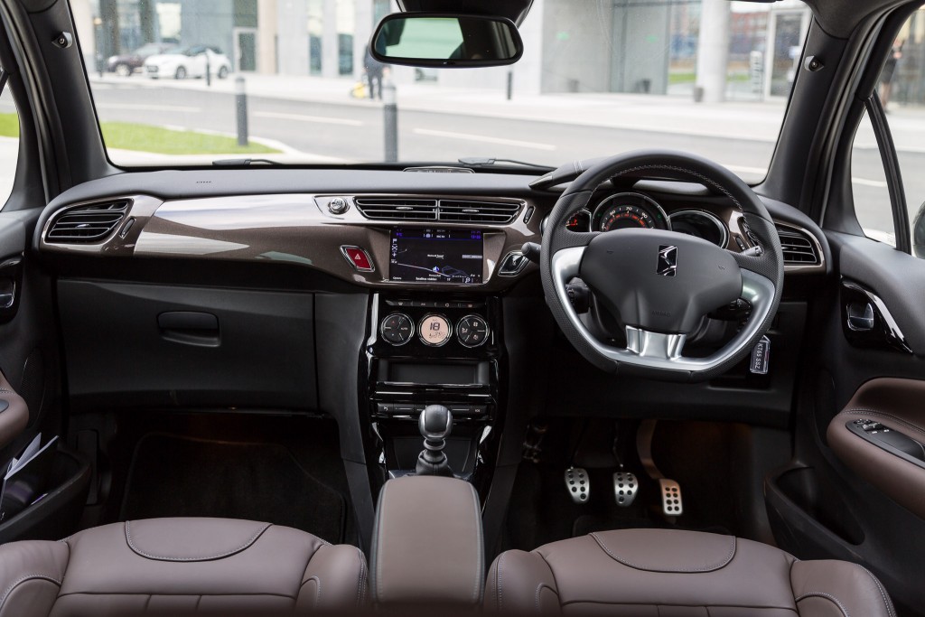 DS Automobiles New DS 3 - THP 165 & Prestige PureTech 130