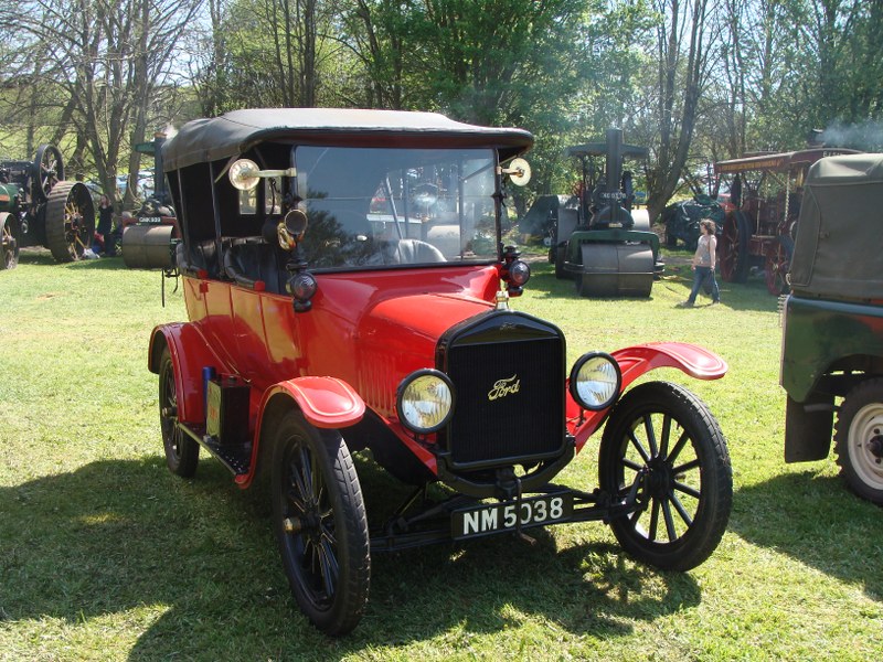 The Car Show With A Twist - Saffron Walden Crank Up