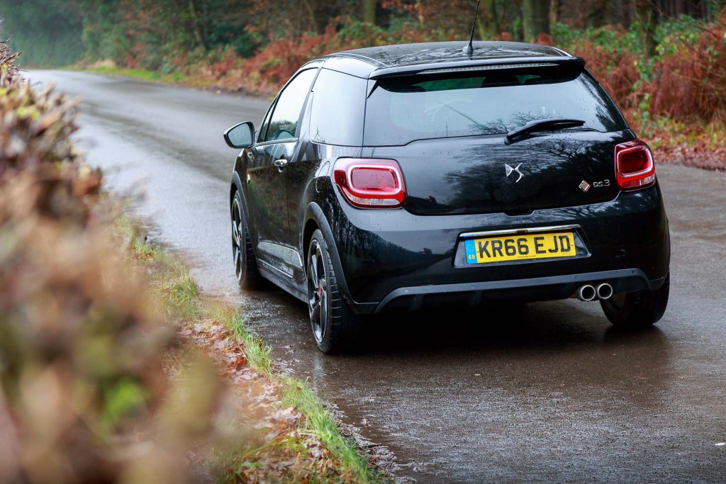 2017 DS3 Performance Black Review - (FAST - 210 HP / 0-60 in 6.5s)