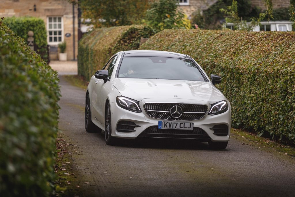 2017 Mercedes-Benz E400 4MATIC AMG Line Coupe Review | Motor Verso
