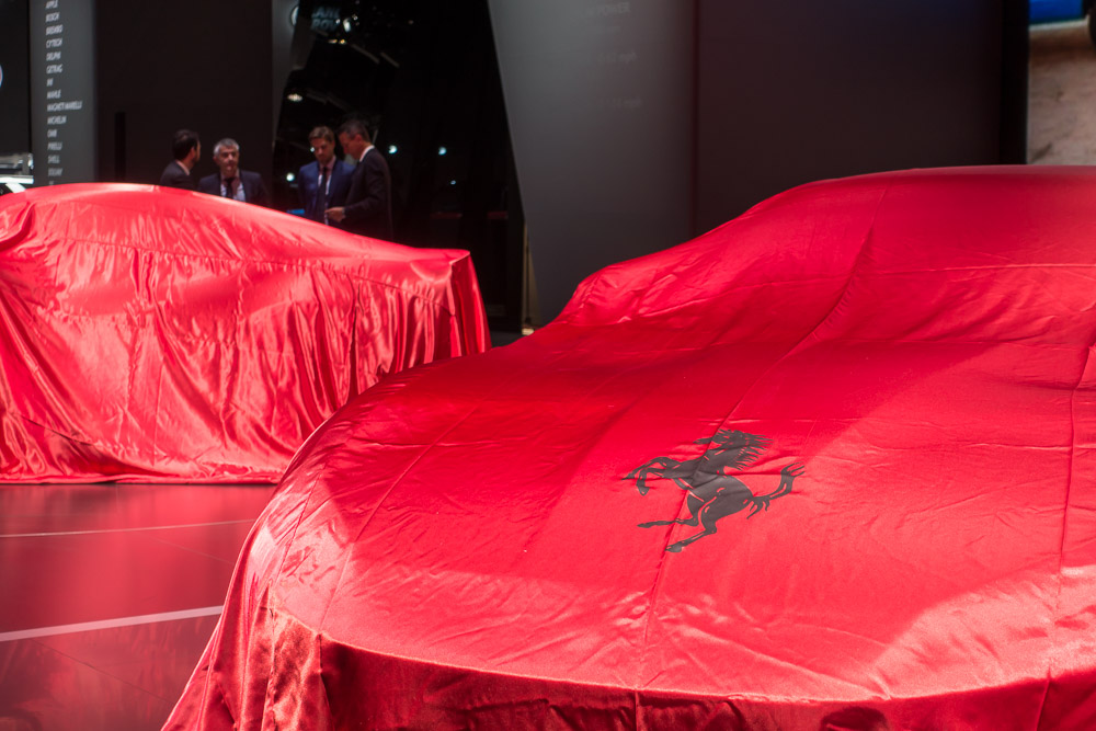 First Ferrari LaFerrari to be auctioned