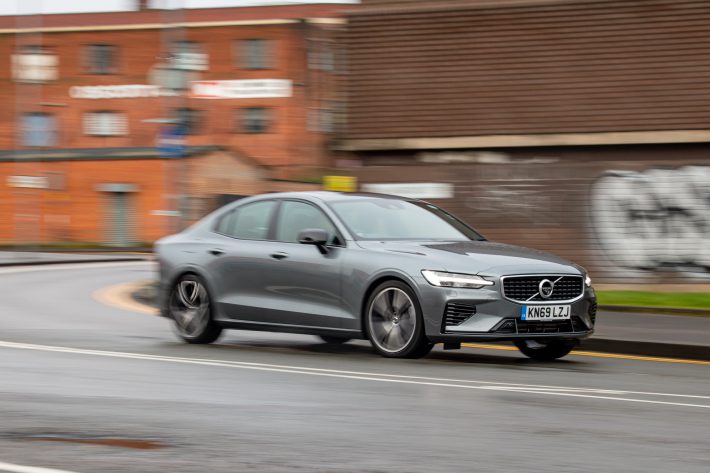 2020 Volvo S60 T8 R-Design Review