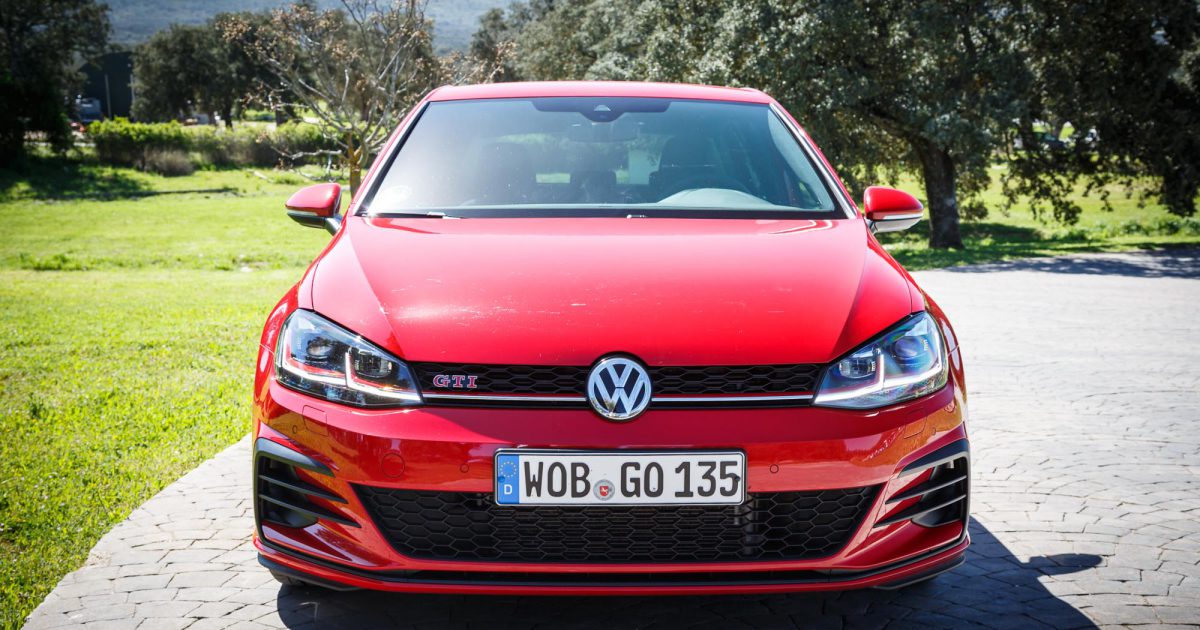 Volkswagen Golf GTI 2018 Review (The Best Example We Have Seen Yet)