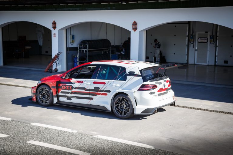 Volkswagen Golf GTI TCR Race Car Experience