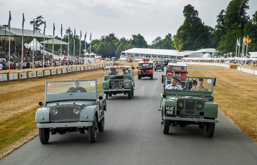 Land Rover Celebrates 70 Years with a record parade at Goodwood