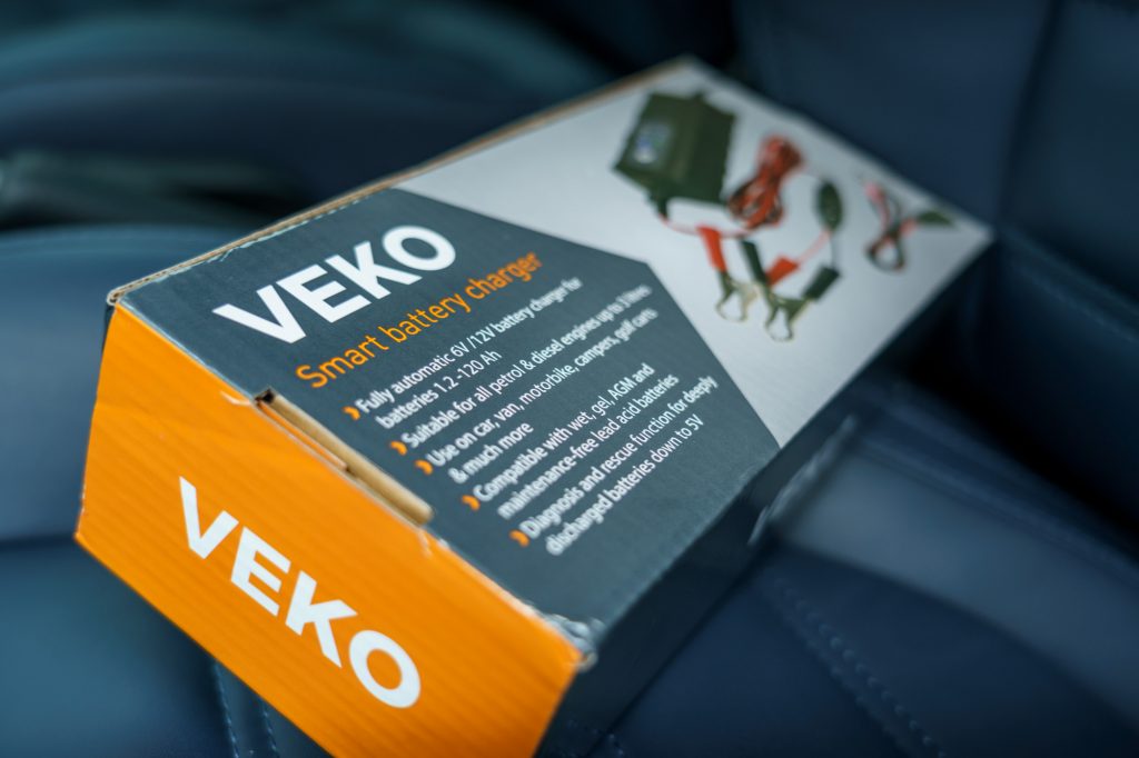 Veko Smart Battery Charger Review - (Easily Get You Through Winter )