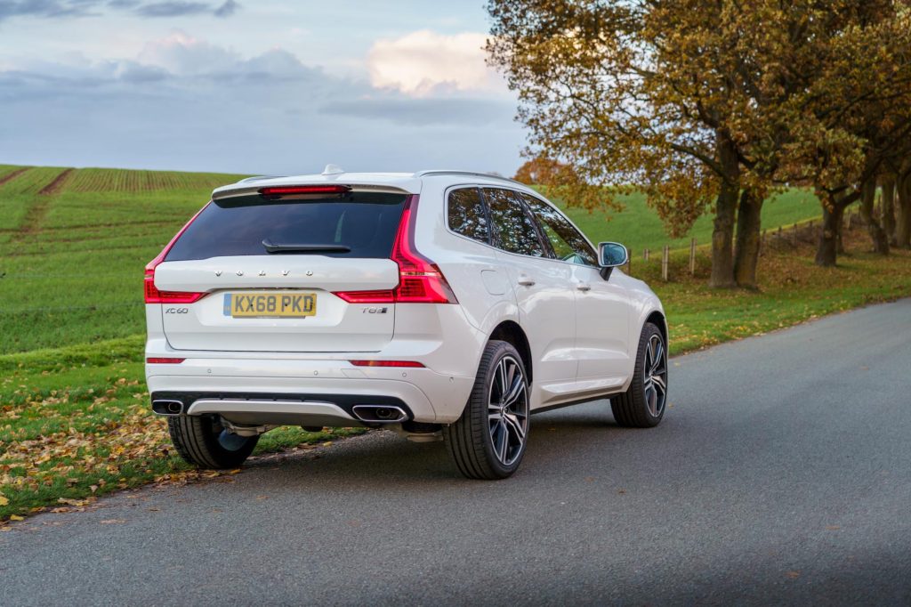 Volvo XC60 T8 Hybrid AWD R-Design Pro Review