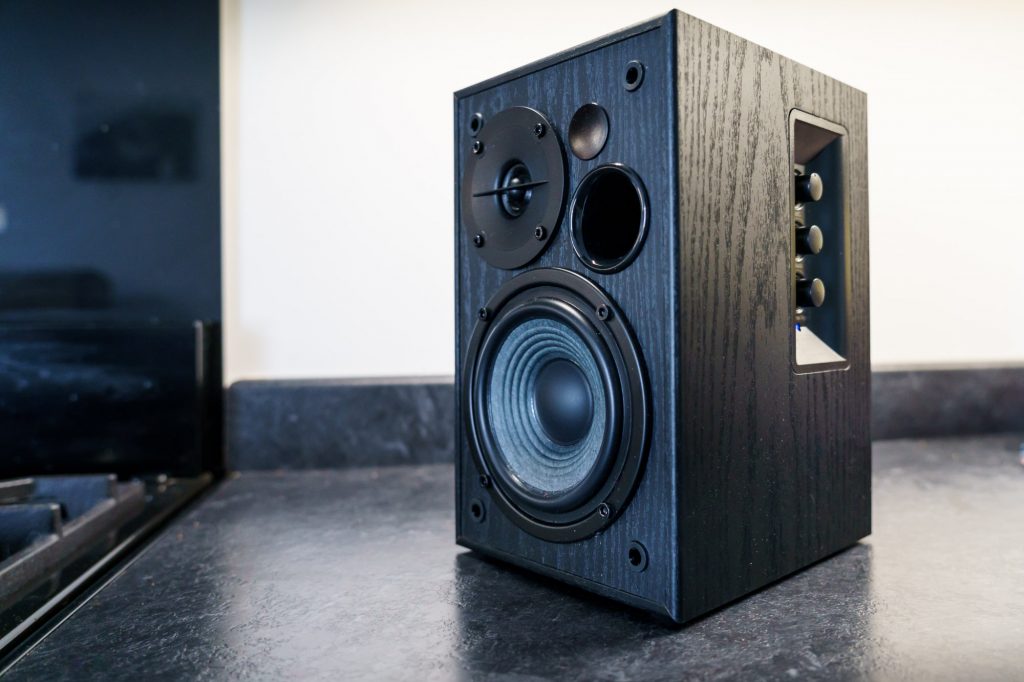 Edifier R1580MB Active Studio Bookshelf Speaker Review