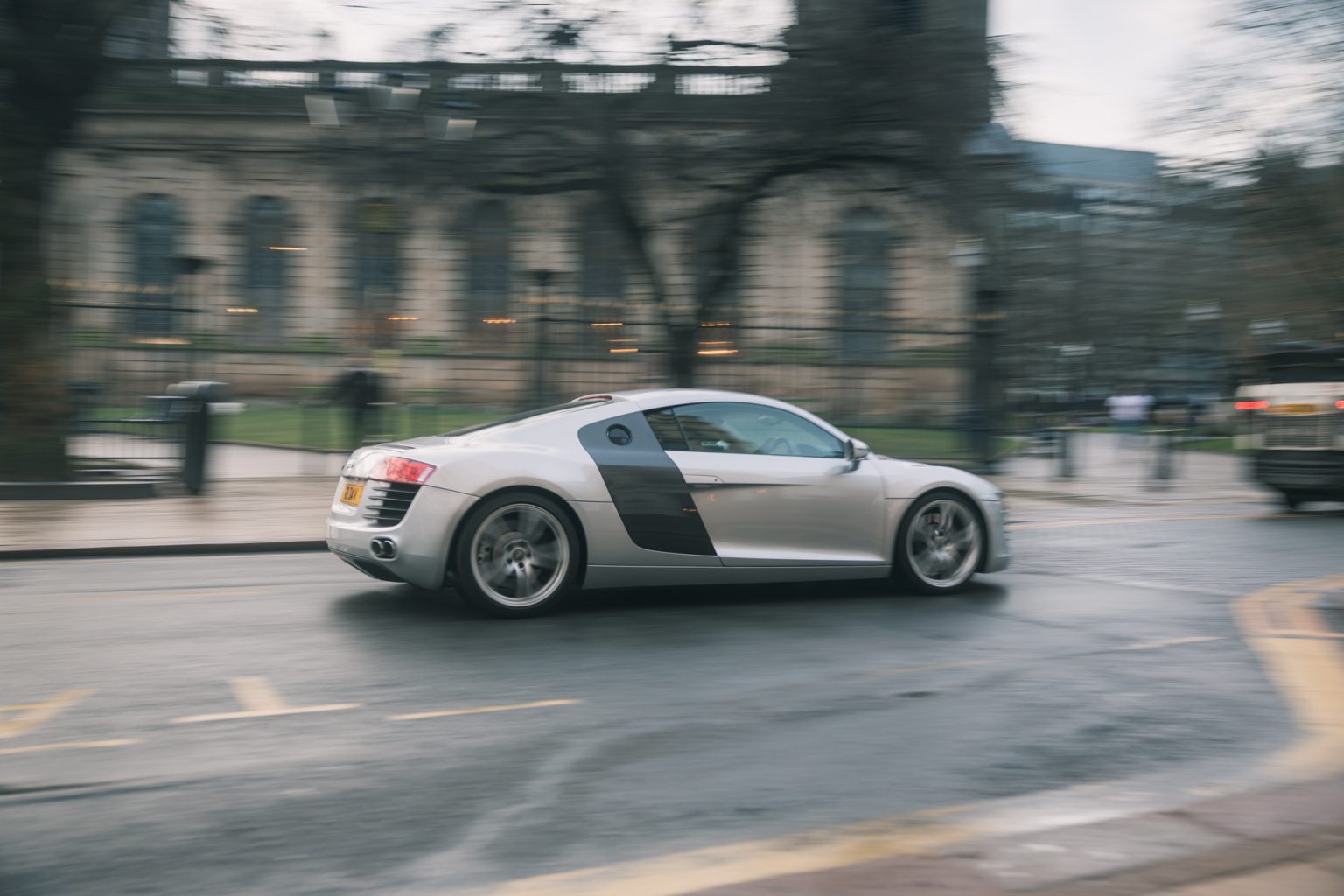 Audi R8 V8 Manual Generation 1 Review