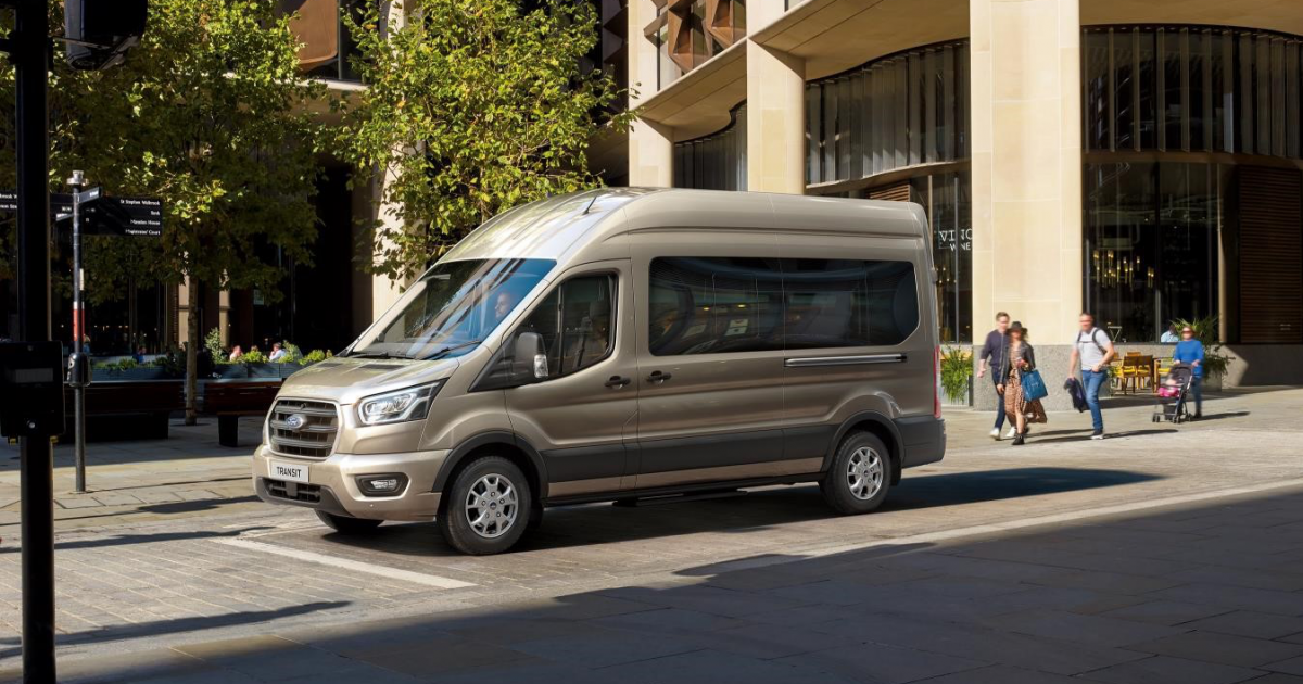 Best 10 Passenger Vehicles: 10-Seater Vans (Specs And Prices)