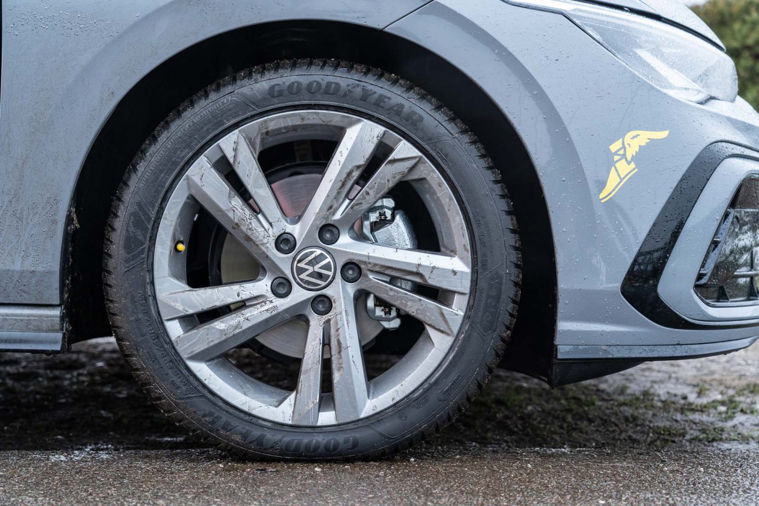 Tire Speed Rating V vs H: Difference Between, & Which Is Better?