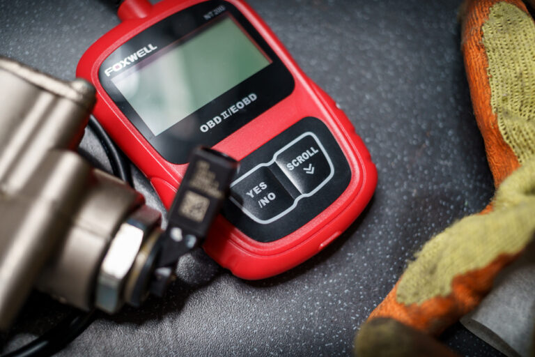 Accelerator Pedal Position Sensor: How To Test & Diagnose It?