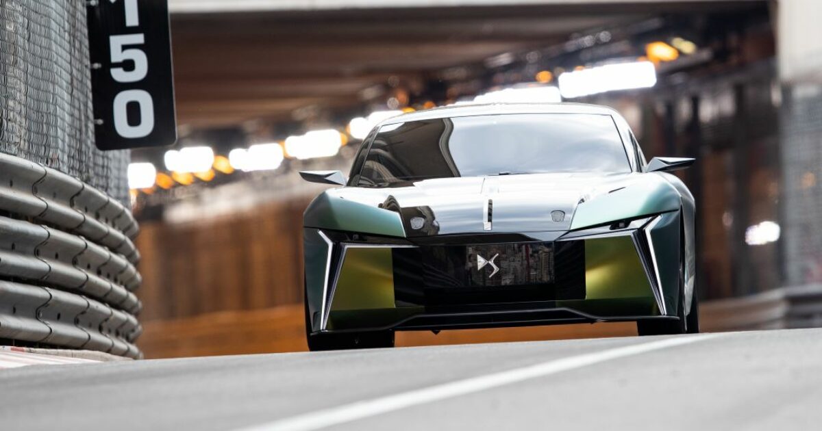 DS Imagines A World Where Cars Have No Brakes 🏎️