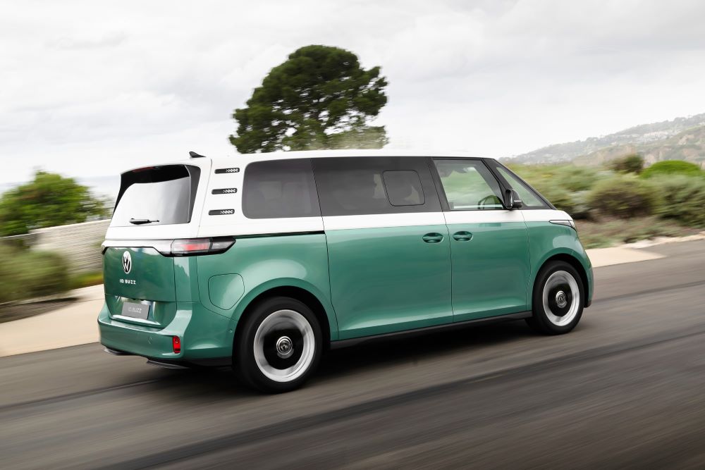 Volkswagen's ID. Buzz Long-Wheelbase Makes a Buzzing Debut!