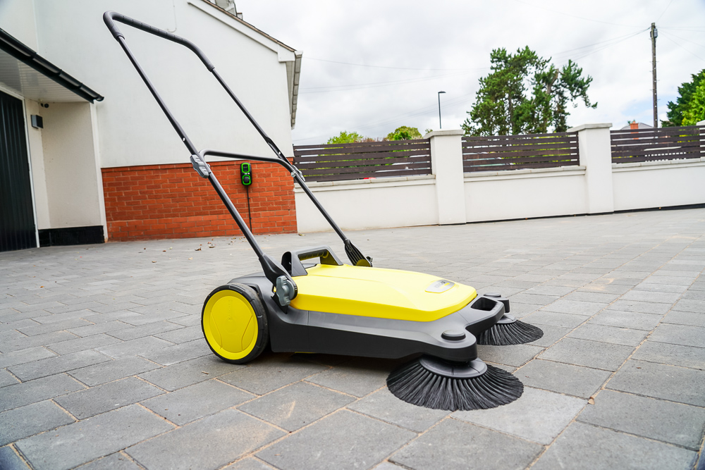 Karcher S 4 Twin Sweeper Review – The Driveway Sweeping Revolution