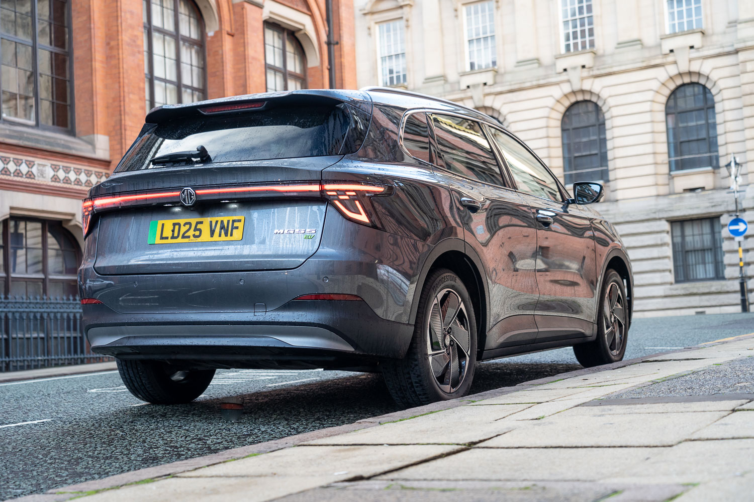 MGS5 EV Trophy LR Review